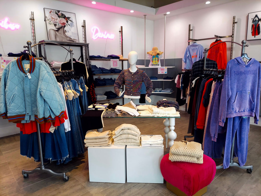 Women's Trendy Designer Clothing & Accessories at Affordable Prices